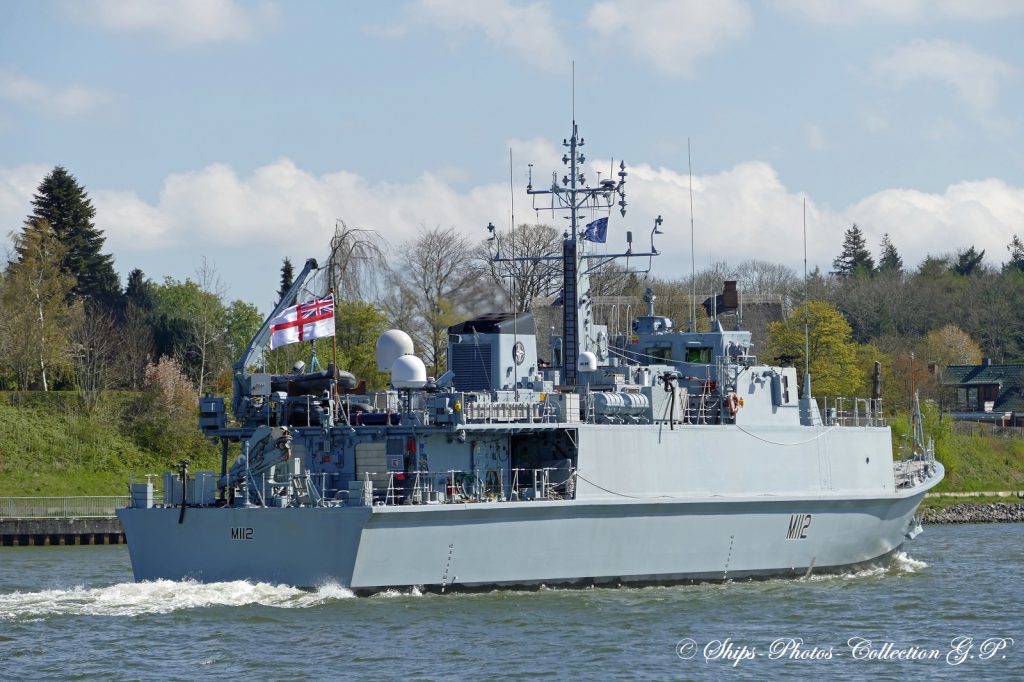 HMS Shoreham M112 | Ships-Photos-Collection